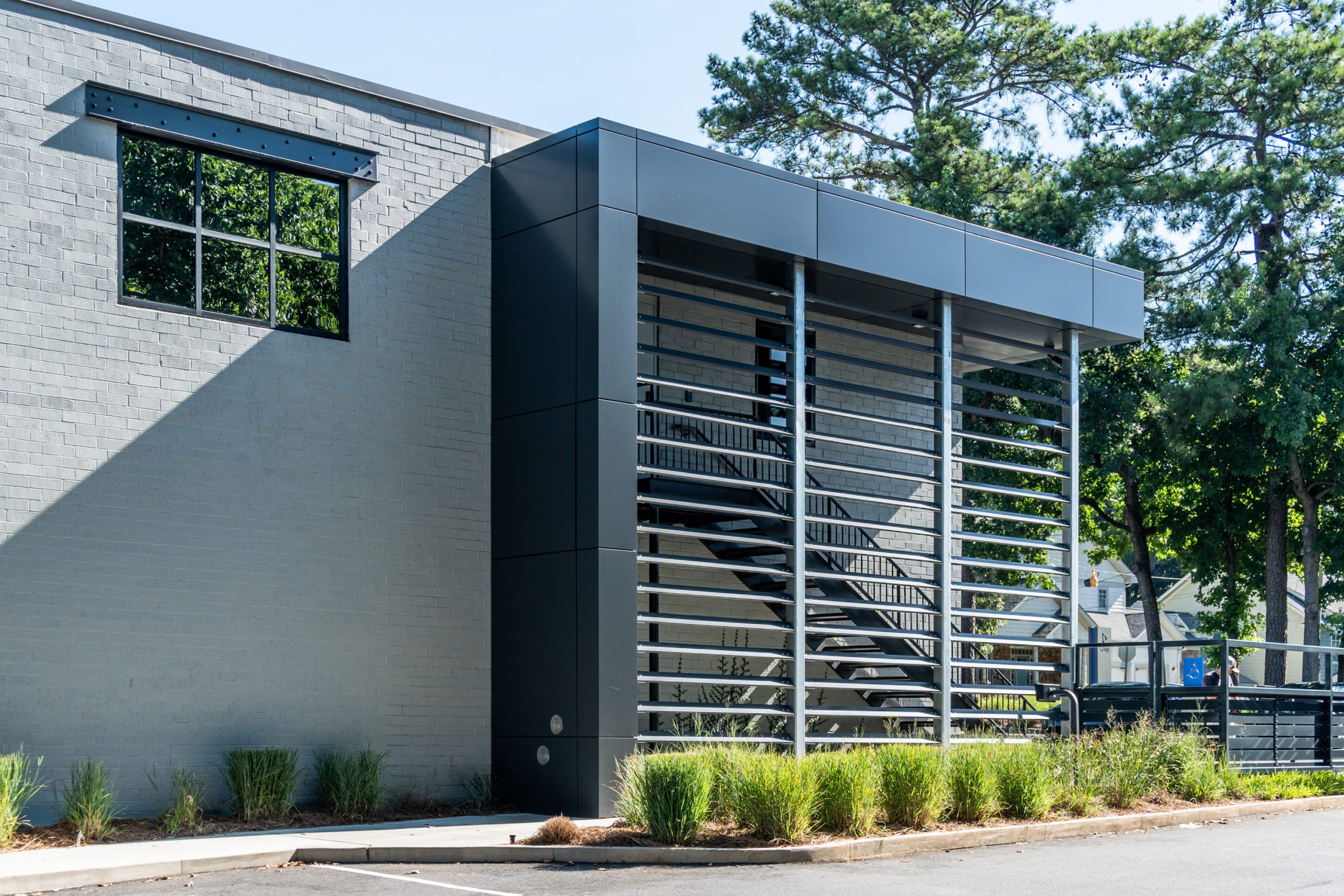 Crisp - Henry Incorporated